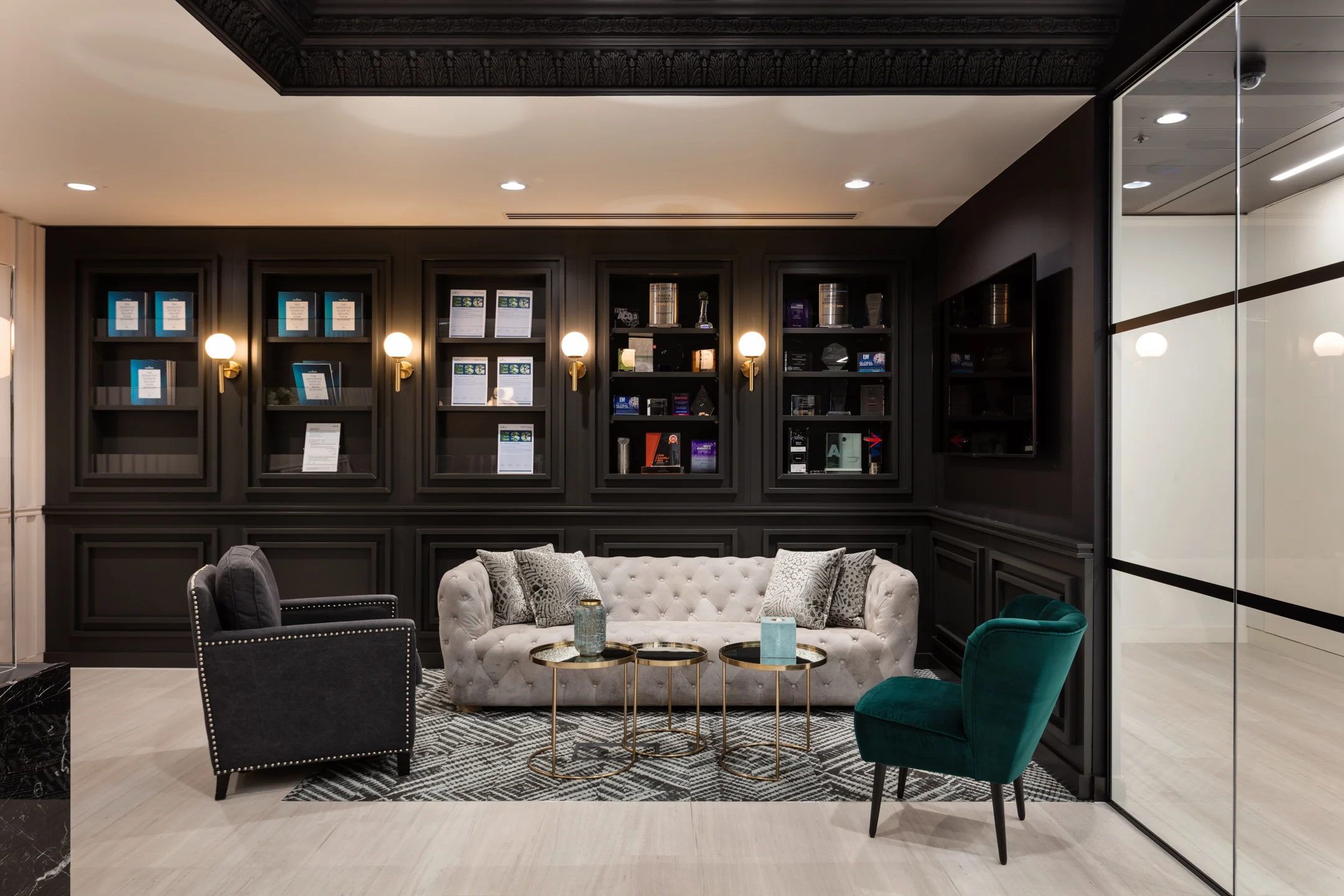 Tailored furniture for finnCap’s collaborative office